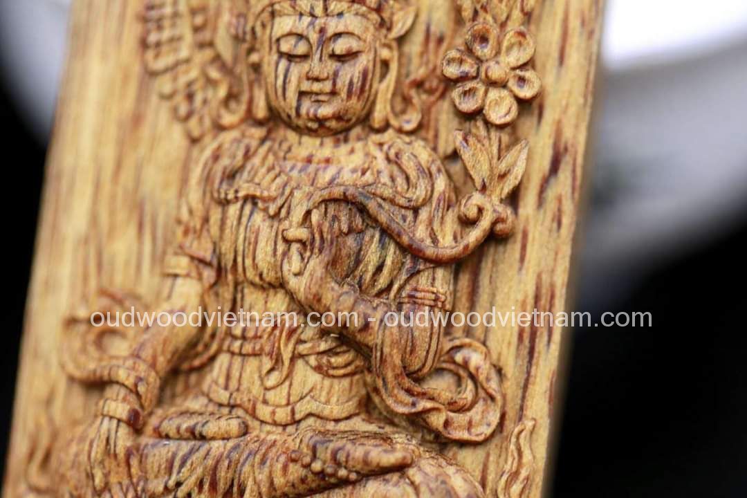 Kinam Oud - 奇楠 - Calambac-Qi Nan-Agarwood - OUD WOOD AGARWOOD KINAM